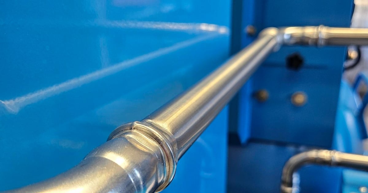 The benefits of stainless steel pipe for compressed air | IAS